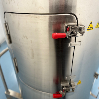 Pall Stainless Steel Jacketed 2000 Liter Round Mixing Container ...